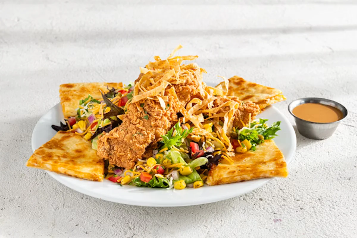 Chili’s Quesadilla Explosion Crispers Salad – Info Guide
